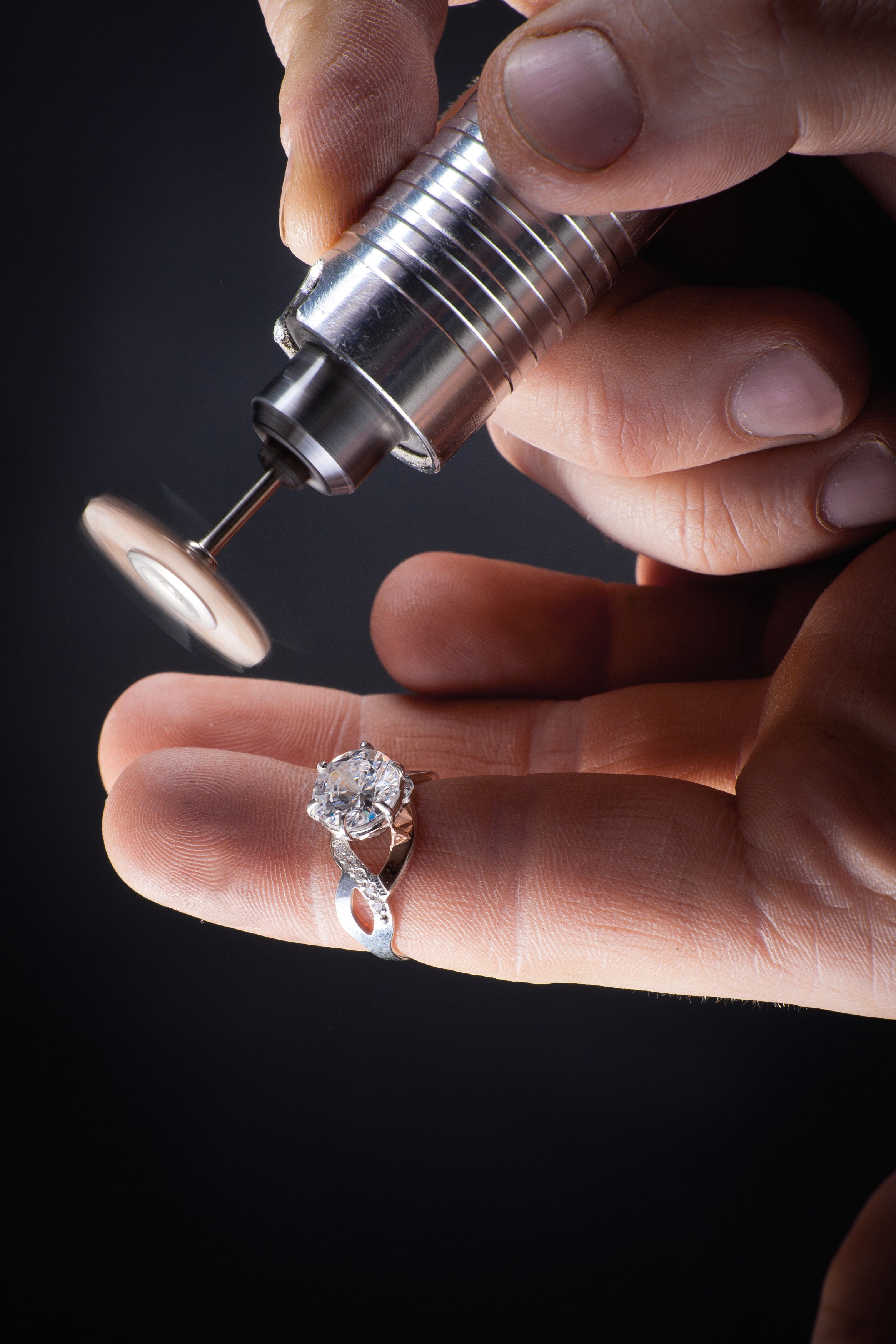 Ragnar Jewellers - Home Of The Two Carat Diamond – RagnarJewellers